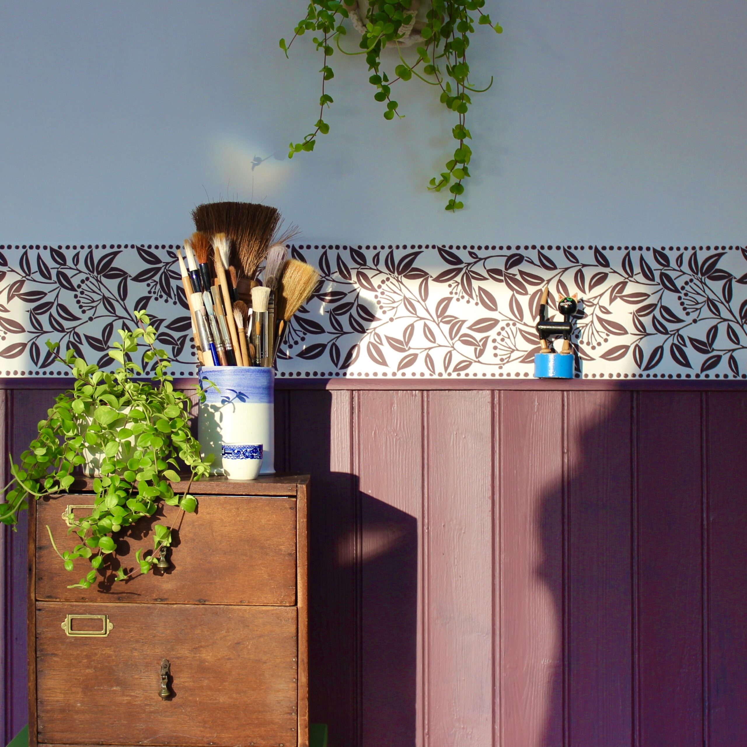 Jasmine Leaf Border | Bark | Fiona Howard