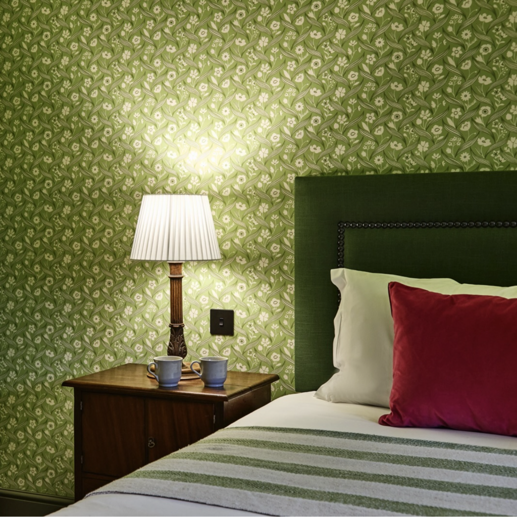 Imogen Wallpaper | Grass | Fiona Howard